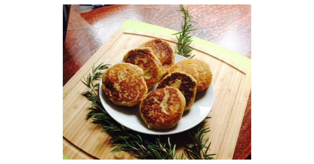 Edmonds Salmon Rissoles by Catherine Davison. A Thermomix ® recipe in ...