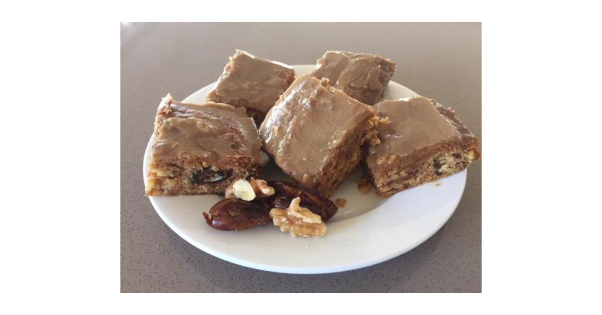 Caramel Date & Walnut Slice by Jerrajude. A Thermomix ® recipe in the ...