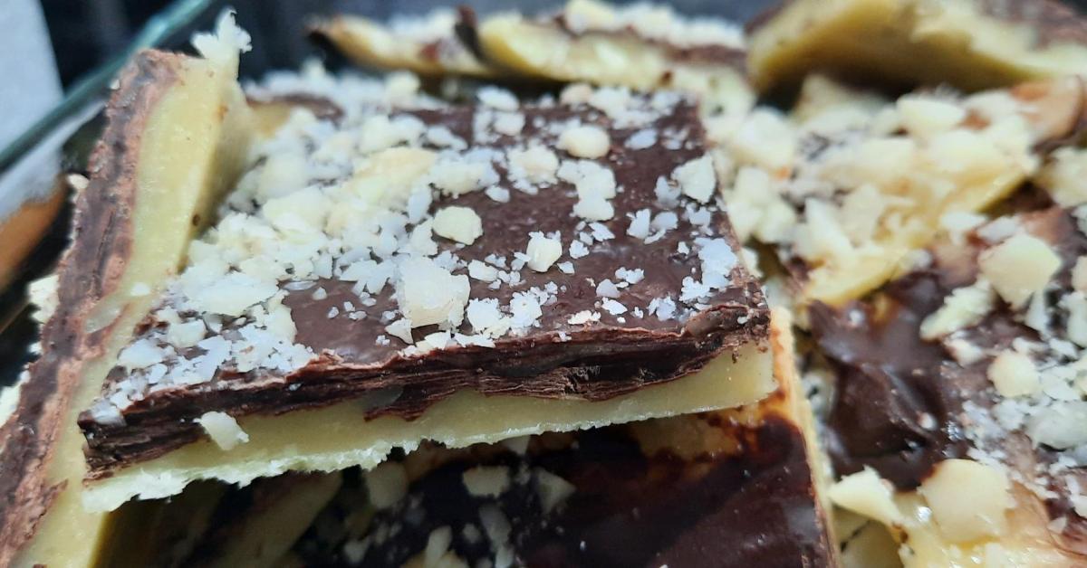 Macadamia Butter Toffee Crunch by TheresaandThermie. A Thermomix ...
