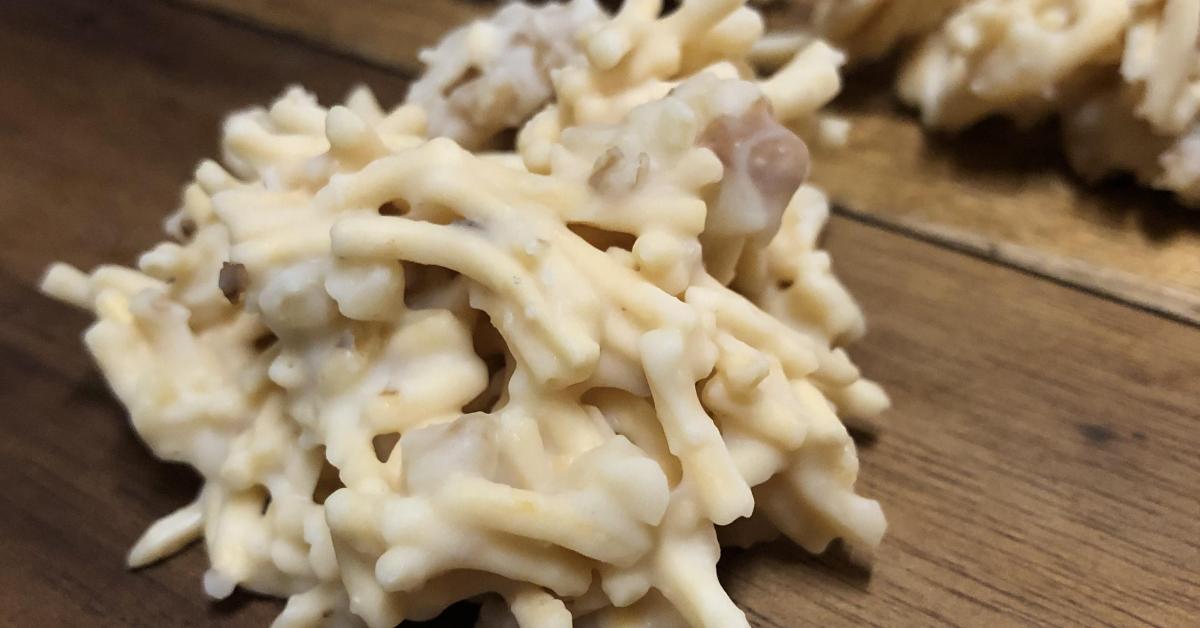 White Choc Spiders by mummamakesit. A Thermomix ® recipe in the ...