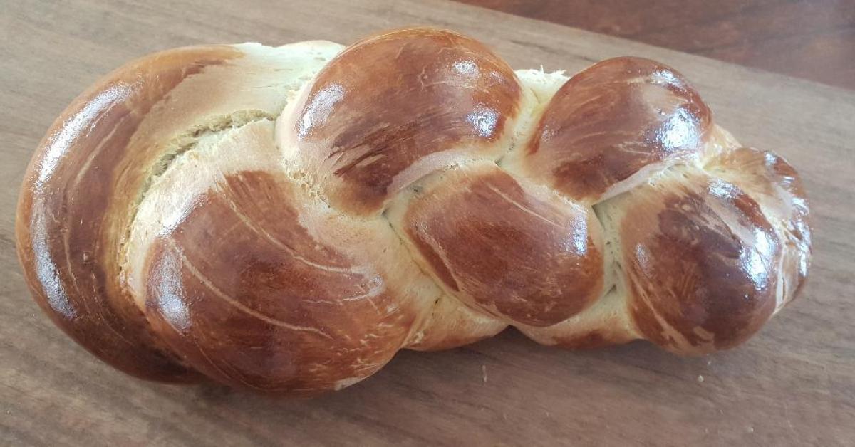 Zopf (Swiss Milk Bread) by Sabinahug. A Thermomix ® recipe in the ...