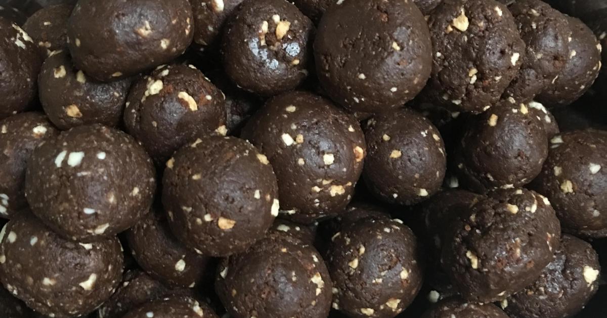 Chocolate balls ( REAL CHOCOLATE BALLS ) by Harley21. A Thermomix ...