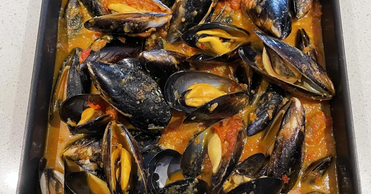 Chilli Mussels by Les_2500. A Thermomix ® recipe in the category Main ...