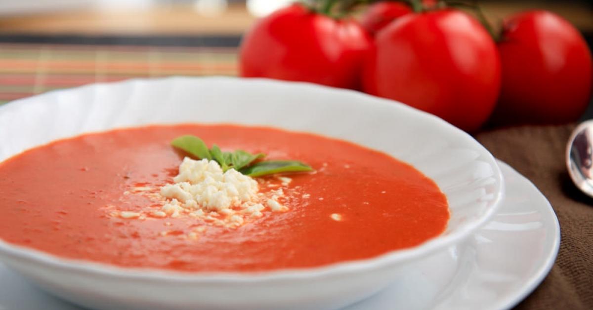 Fresh tomato soup by monicaih. A Thermomix ® recipe in the category ...
