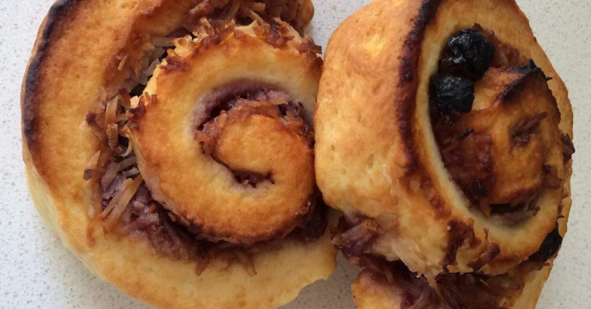 Jam Scrolls by romyblecher. A Thermomix ® recipe in the category Baking ...