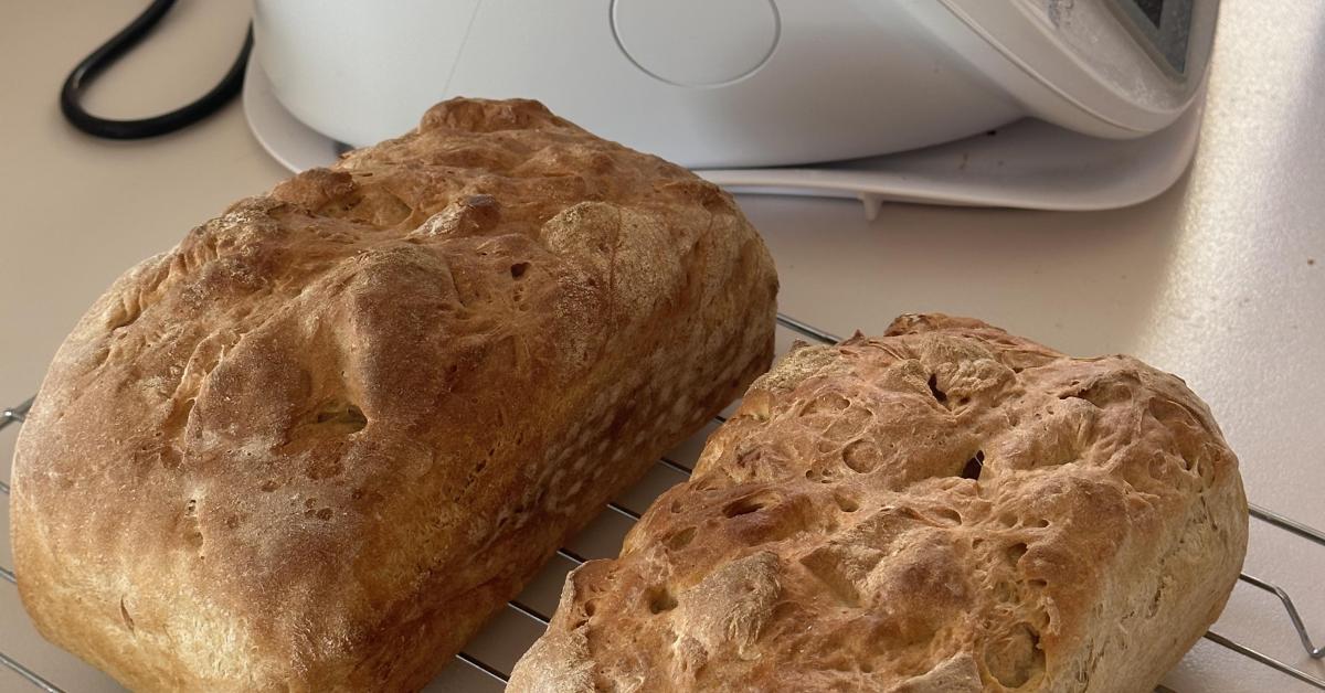 AA Bread - using Laucke flour by Marian Hearn. A Thermomix ® recipe in ...