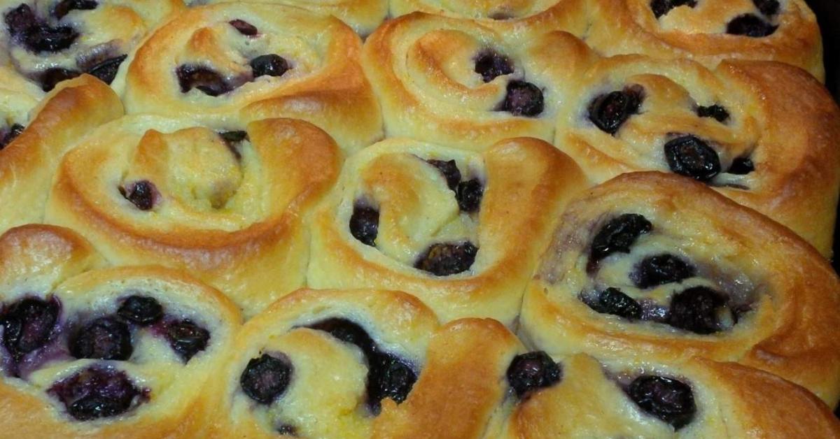 Orange and Blueberry Scrolls by amorhomechef. A Thermomix ® recipe in ...