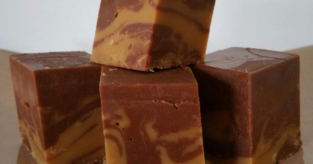 Chocolate Caramel Marble Fudge by guest. A Thermomix ® recipe in the ...