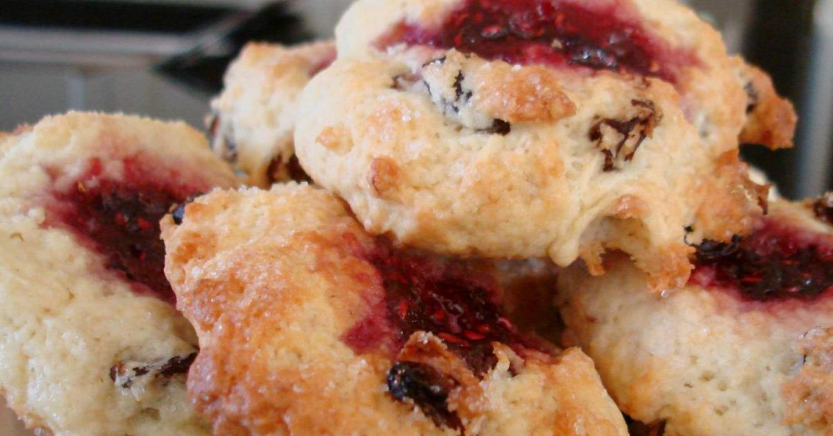 Raspberry Sugar Buns by foodieforever. A Thermomix ® recipe in the ...