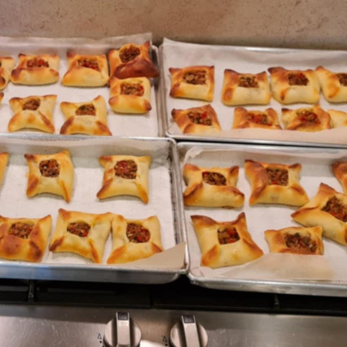 Thermo Cazza's Lahmeh bi Ajeen (Sfeeha) recipe (Meat Filling) by Thermo ...