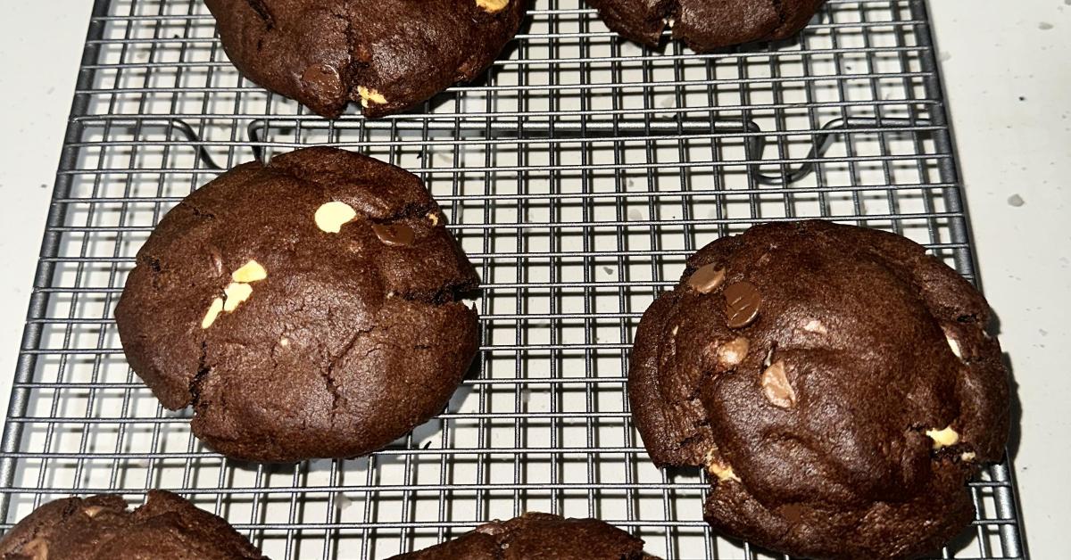 Chocolate Choc Chip Cookie Explosion by Carmel2222. A Thermomix ...