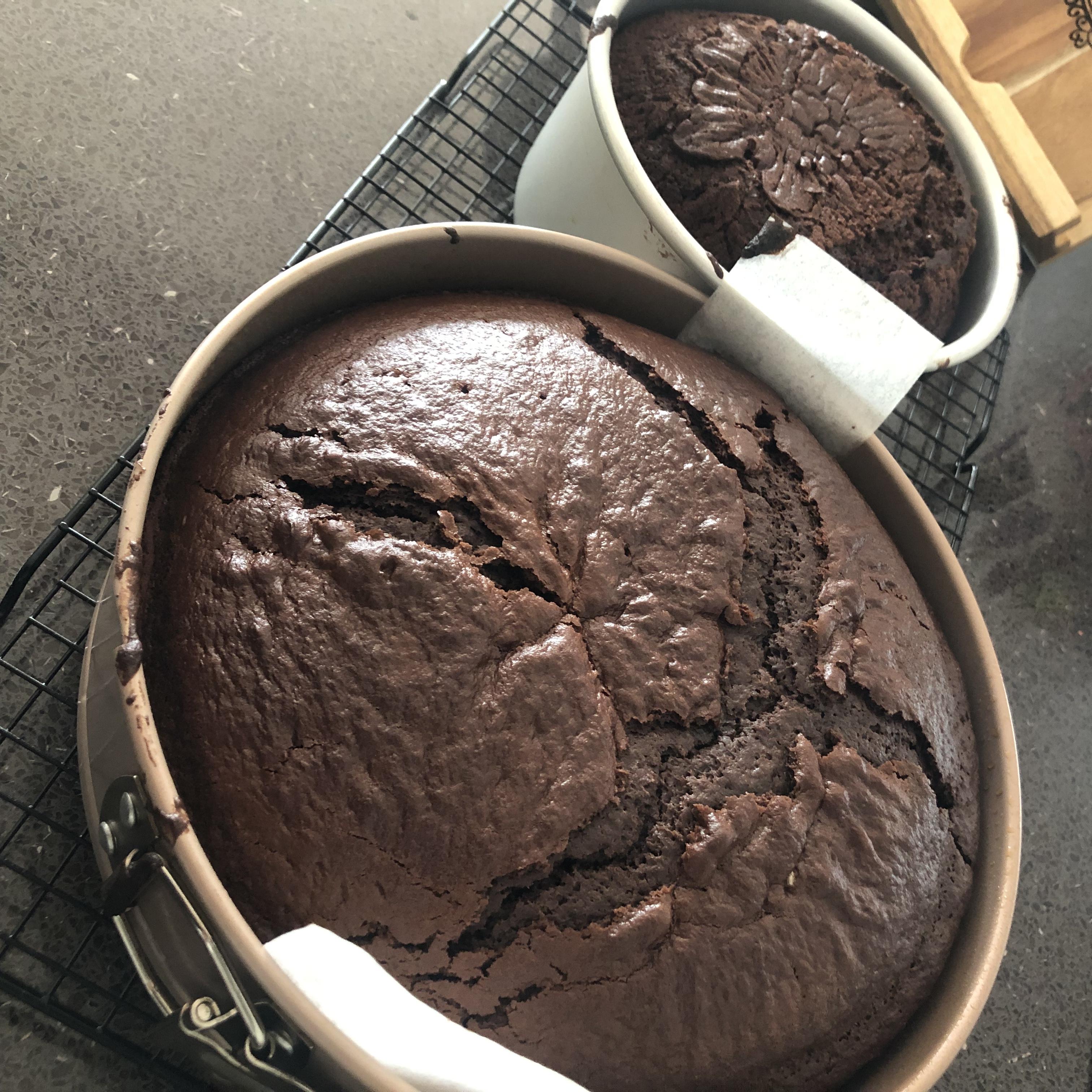 Annabel Langbein ultimate chocolate cake