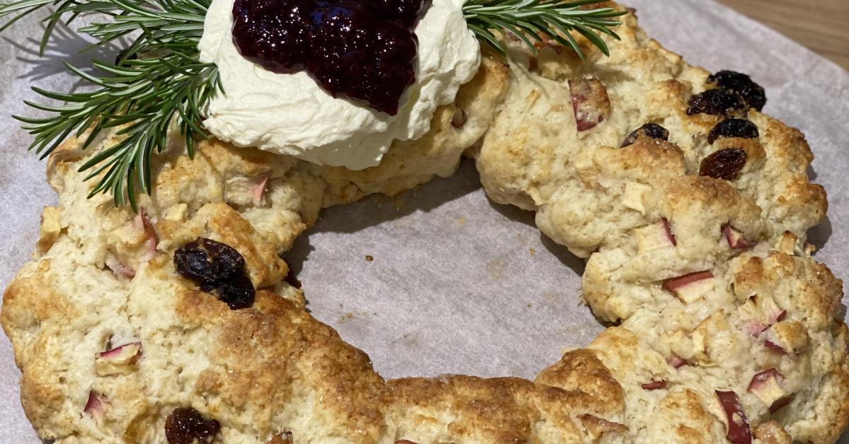 Apple scones or scone ring by Vidonoghue. A Thermomix ® recipe in the ...