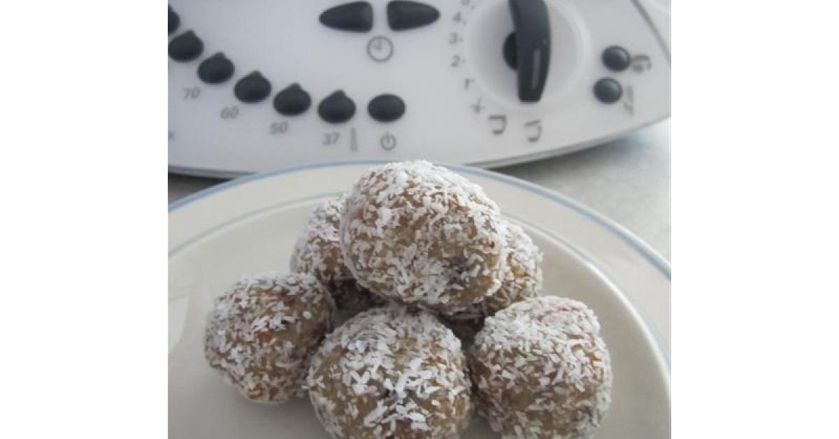 Munchie Balls by guest. A Thermomix ® recipe in the category Desserts ...