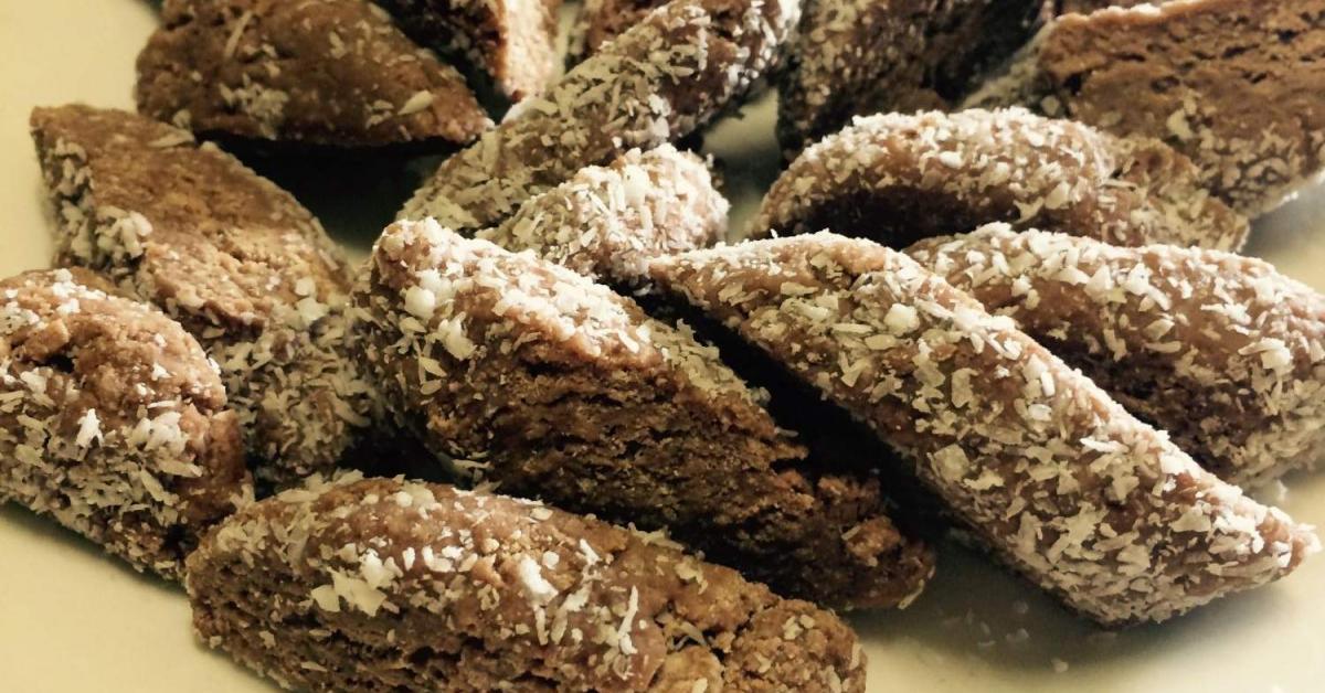 Mums peppermint log by guest. A Thermomix ® recipe in the category ...