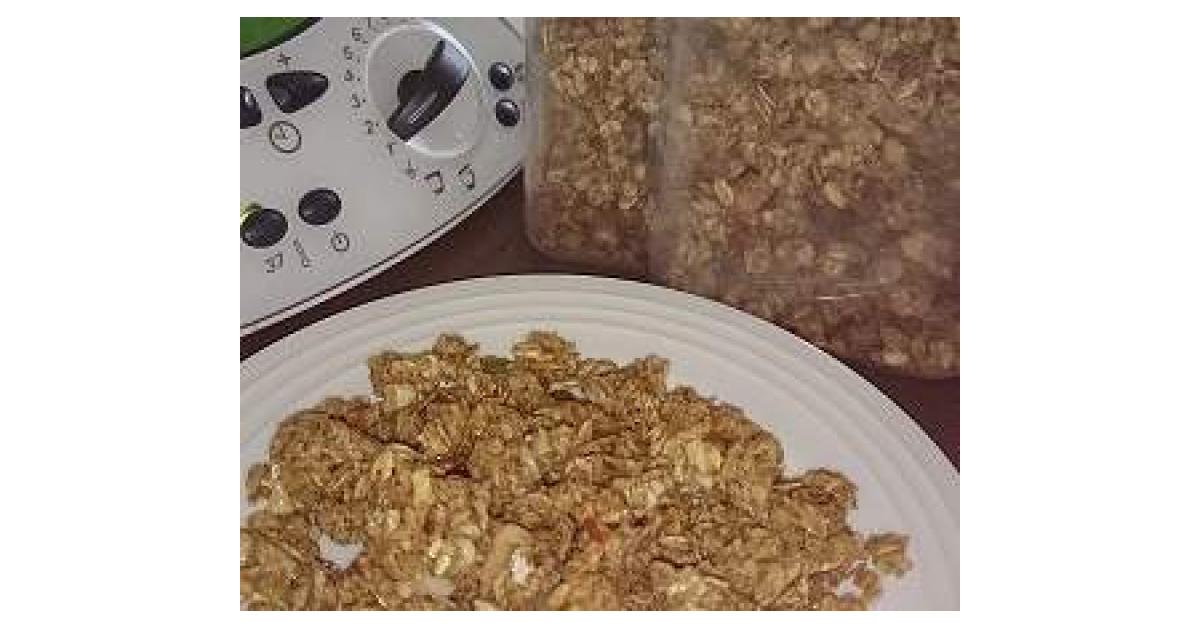 Crunchy Museli by tj. A Thermomix ® recipe in the category Baking ...