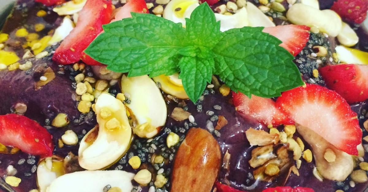 Acai-Mango Bowl by guest. A Thermomix ® recipe in the category Main ...