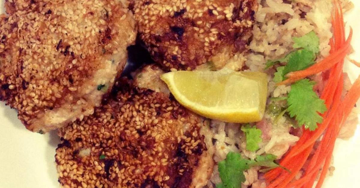 Prawn Cakes in lettuce cups by Pete Evans (Healthy Every Day) converted ...