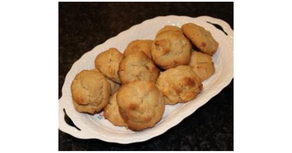 White Choc Chunk & Macadamia Biscuits by guest. A Thermomix ® recipe in ...